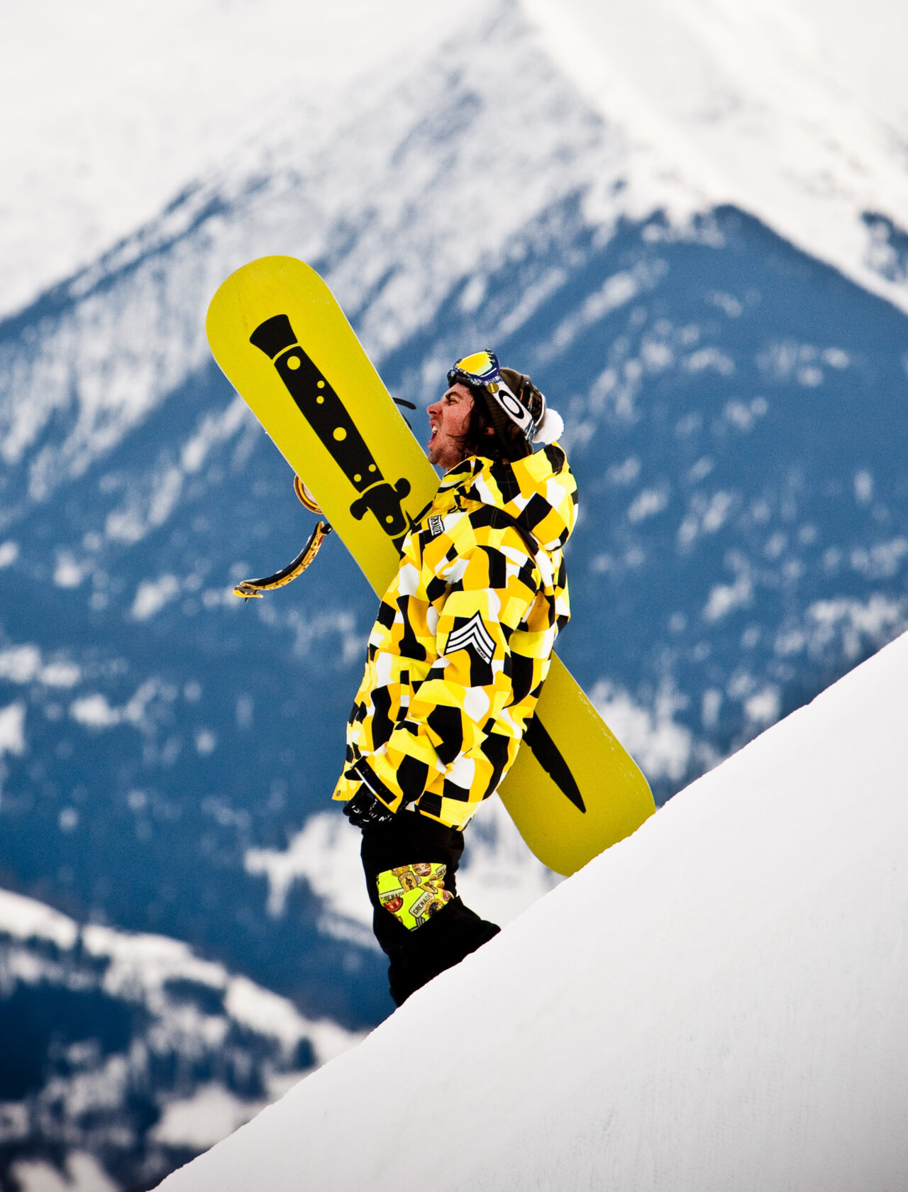 Absinthe - Danny Kass Microdose - Ep.1 Part 4 - Act Snowboarding